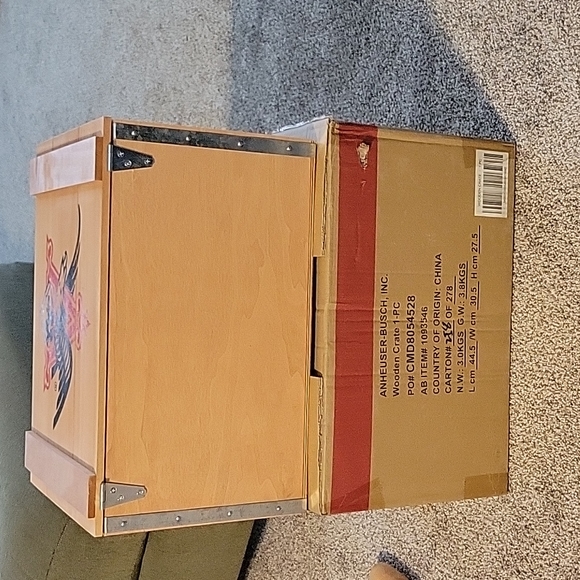 Budweiser | Storage & Organization | Limited Edition Budweiser Vintage ...